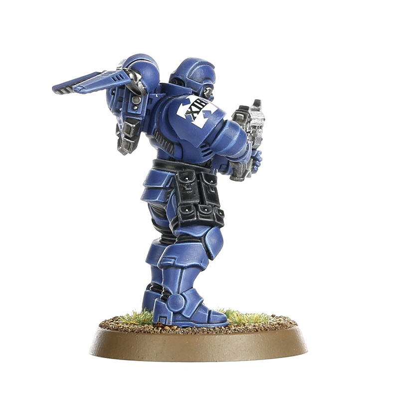 Vanguard cosmetics (Grav-Chute, Normal Phobos Helmet) - Space Marine 2